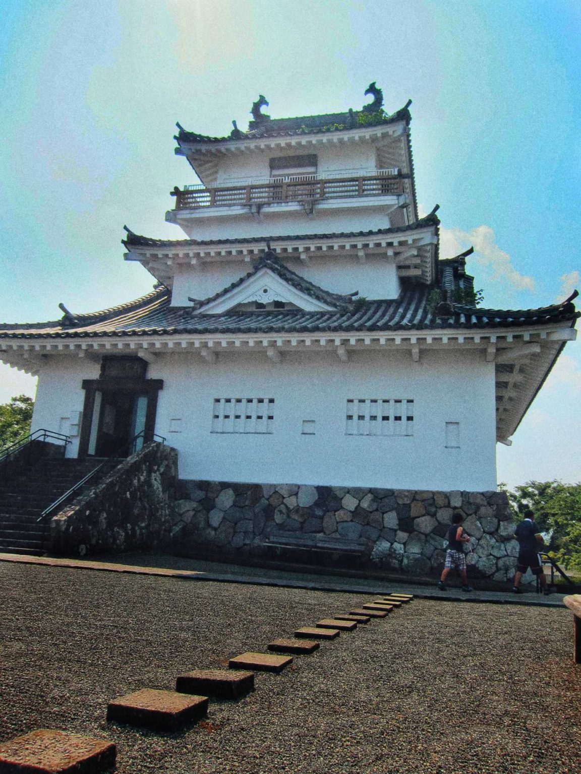 The History of Kitsuki Castle – Japan’s Smallest Castle - Yen Travels Japan