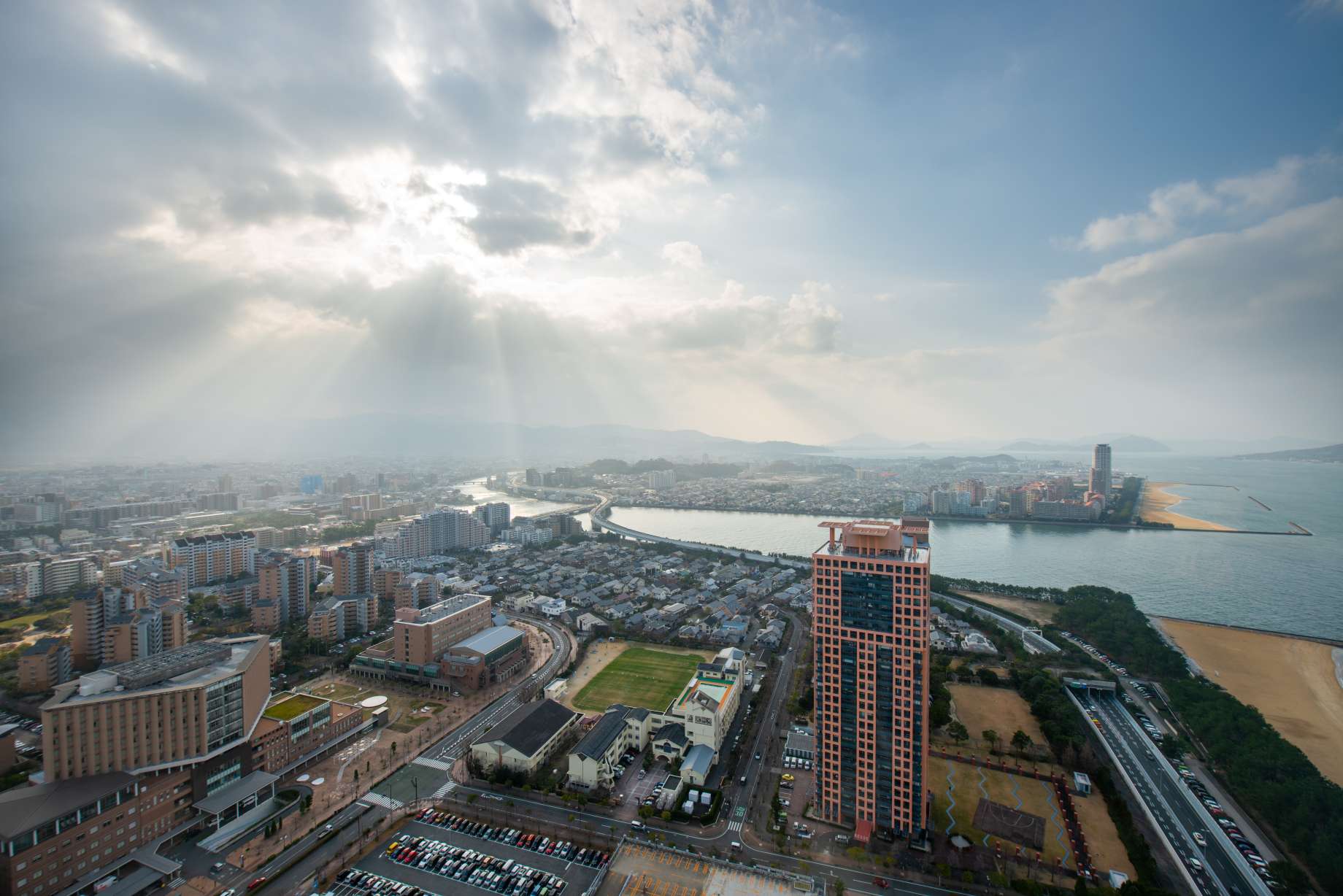 Seaside Momochi - A Complete Guide to Fukuoka's Seaside