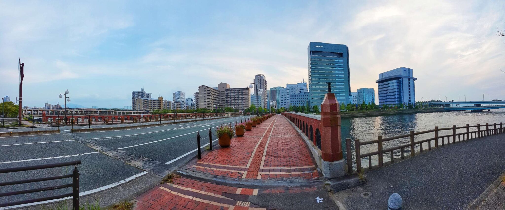 Seaside Momochi - A Complete Guide to Fukuoka's Seaside